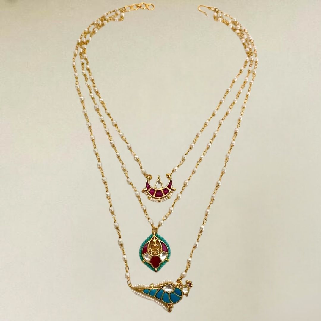 Trilokini Haar – Label By Param