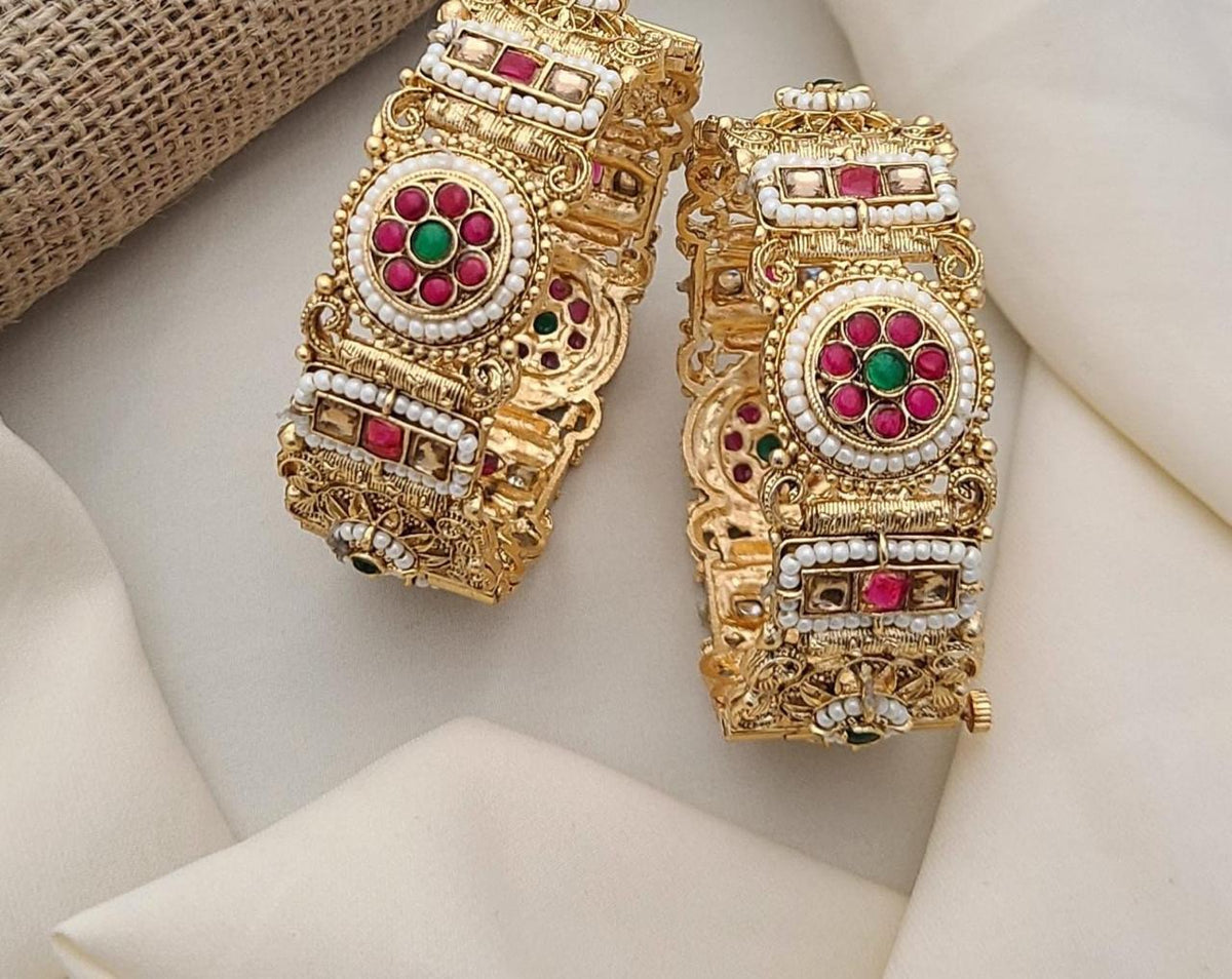 Rajkumari Viraasat Bangles – Label By Param